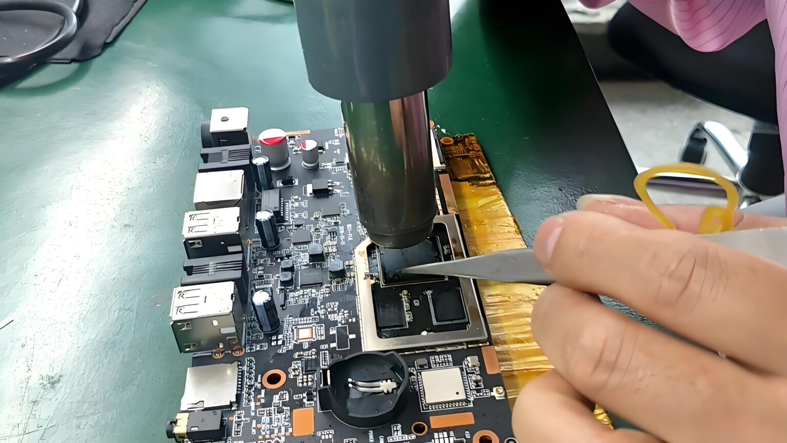 BGA焊接的详细步骤与操作指南 - 广州俱进电子有限公司